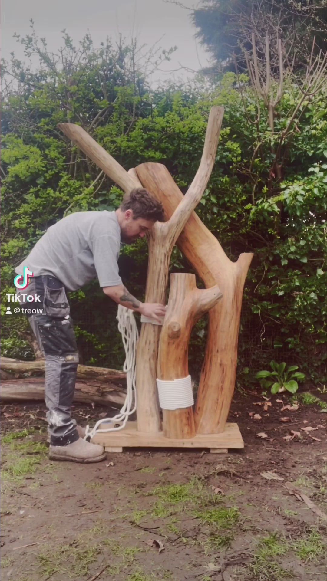 Lessie’s Lair – Treow.shop